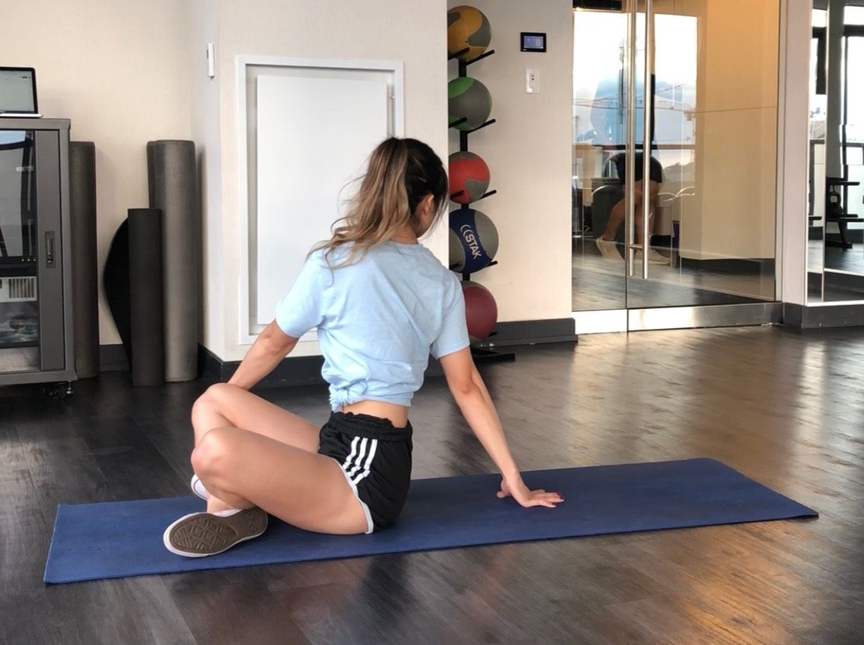 10 Simple Stretches for Mid Back Pain – Journey to Mobility