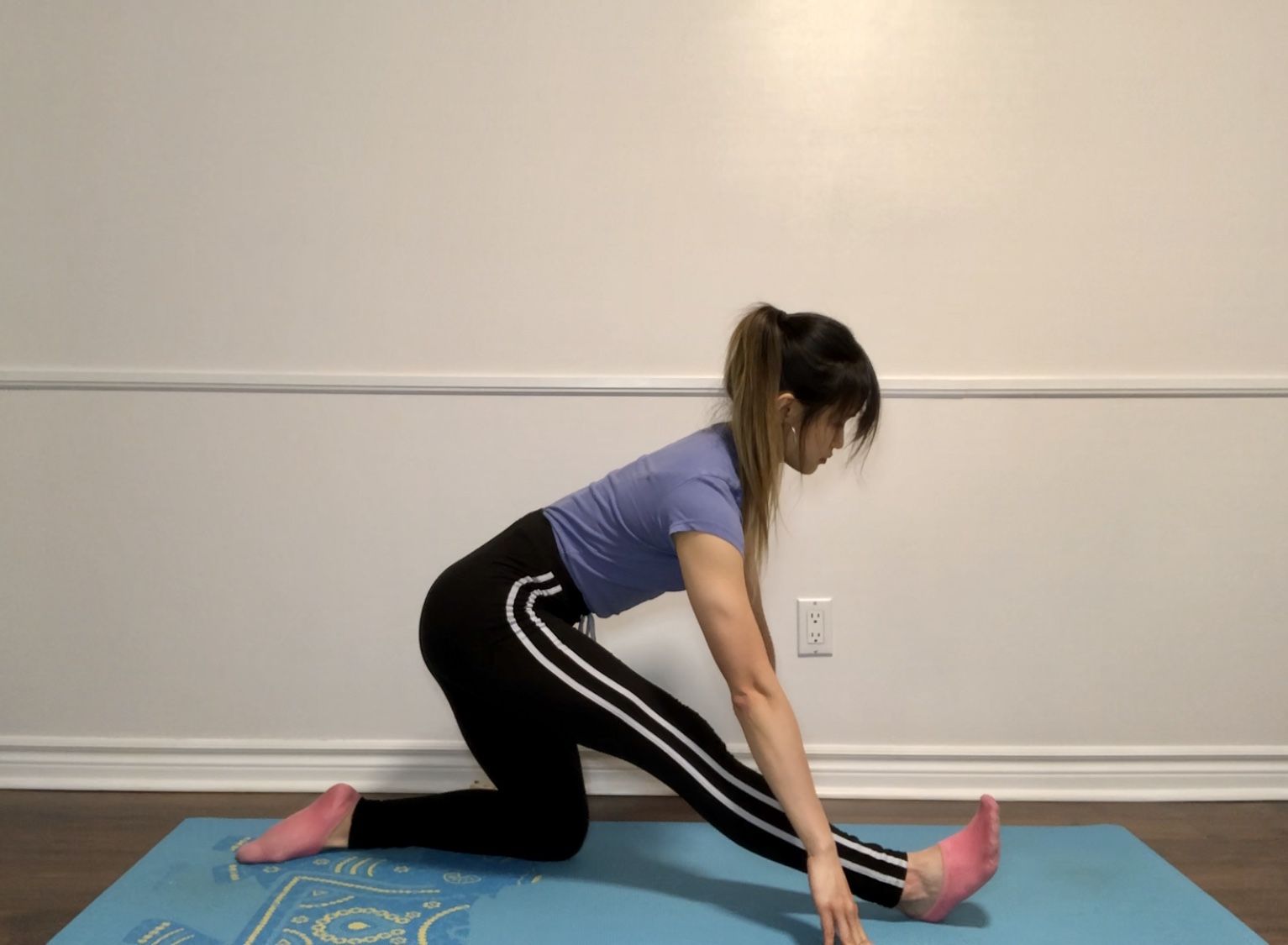 How To Do the Splits For Beginners: Step-by-Step – Journey to Mobility